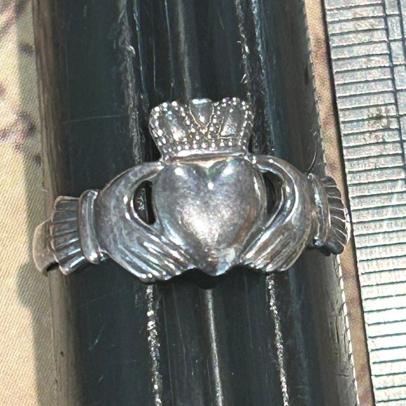 Jewelry | Vintage Sterling Silver Solvar Irish Claddagh Crown Heart ...